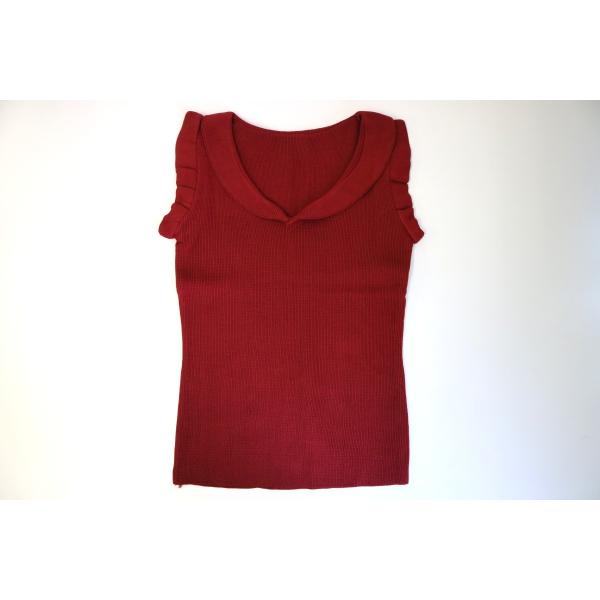 サマーニットなので夏〜秋までお使いいただけます!Vネックが大人の雰囲気を醸し出してくれます!ブランド：COCO&amp;YUKA (ココアンドユカ)サイズ：F肩　幅：27 cm身　幅：66 cm着　丈：50 cm[原材料]綿 100%