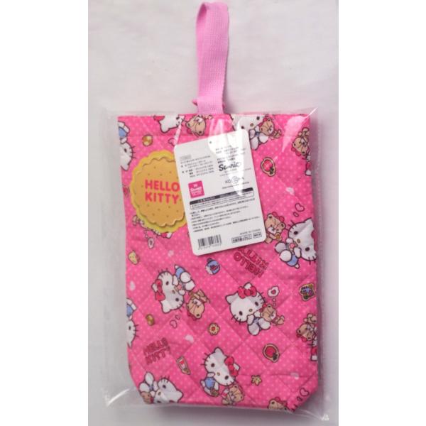 ハローキティシューズバッグ　キルトシューズケース　カラー：ローズピンク系　サイズ：（約）H280xW210xD60ｍｍ　素　材：表：ポリエステル１００％　　　　　中わた：ポリエステル１００％　　　　　裏：ポリエステル１００％　　　　生産国：...