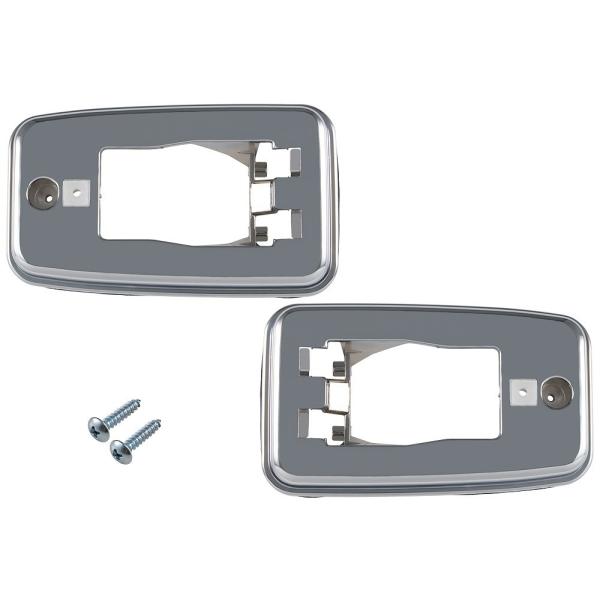 お取り寄せ商品日野車の新灯火規制基準のドアサイドマーカー車に適応！台座の分１段幅広くランプが設置されることでランプの視認性と安全性向上とともに、アクセサリー用途としてもワンポイントアクセントに最適！【適合車種】　日野　大型　17プロフィア　...