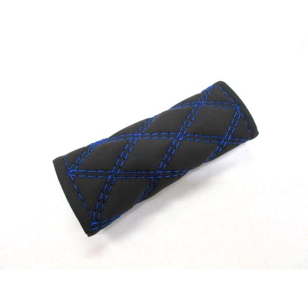 マジックテープ式で簡単取付！【カラー】　ヌバック調　ブラック青糸（黒×青糸）【長さ】　約120mm　25〜30mmφ位のハンドブレーキレバーに適合【入数】　1個【注意事項】・2個でも送料は変わりません。　2個必要な方はヤフーショッピングで　...