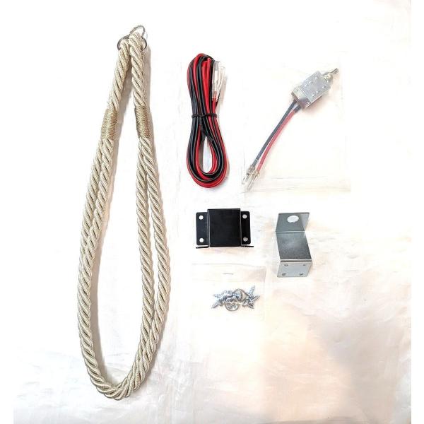 アートトラックに乗っている方のラッパコールはコンボイホーンスイッチでカッコ良く鳴らしませんか？【タッセル種類】　ミュー【タッセル長さ】　全長：約680ｍｍ　半分に折り曲げた長さ：約340mm【タッセルカラー】　シャンパンカラー（ベージュ/ア...