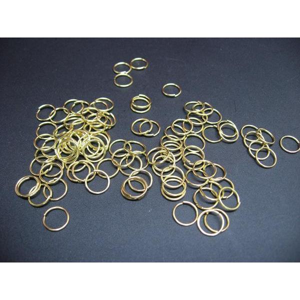 100個単位での販売となります。例）300個必要な場合はヤフーショッピングで　　同じ商品タイトルで検索し数量3でご注文ください。　　ヤフオクはシステム上複数落札ができません。【材質】　真鍮（シンチュウ）【サイズ】　約9〜10mm　商品により...