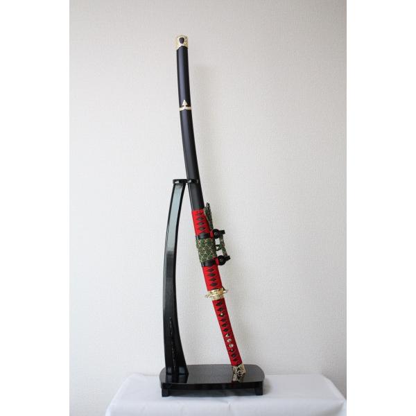 仕様　刃　亜鉛合金　柄、鞘　木製　 サイズ　全長　約１０５ｃｍ　刃渡り　約７３ｃｍ　重さ　約１２００ｇ