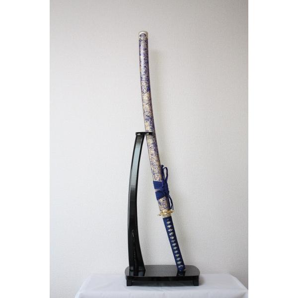 仕様　刃　亜鉛合金　柄、鞘　木製　 サイズ　全長　約１０５ｃｍ　刃渡り　約７３ｃｍ　重さ　約１２００ｇ