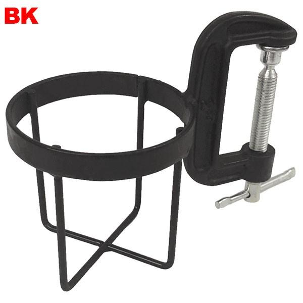 テーブルやアームに簡単に取り付けできるボトルクランパー。最大5cm厚まで対応します。350/500mlの缶やペットボトルに。【カラー】BK(ブラック)、IV(アイボリー)【サイズ】W14×D8.5×H12cm【内寸サイズ】φ7cm【重量】2...