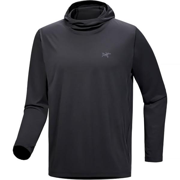 ハイキングやハードなアクティビティでの紫外線対策に最適な、ソフトな肌触りのフーディ。暑さや重さを感じさせない通気性に優れた軽量素材が肌を保護し、汗を素早く放出。手を保護できるサムホール付きの袖と、紫外線から頭部と首を保護するヘルメット対応の...