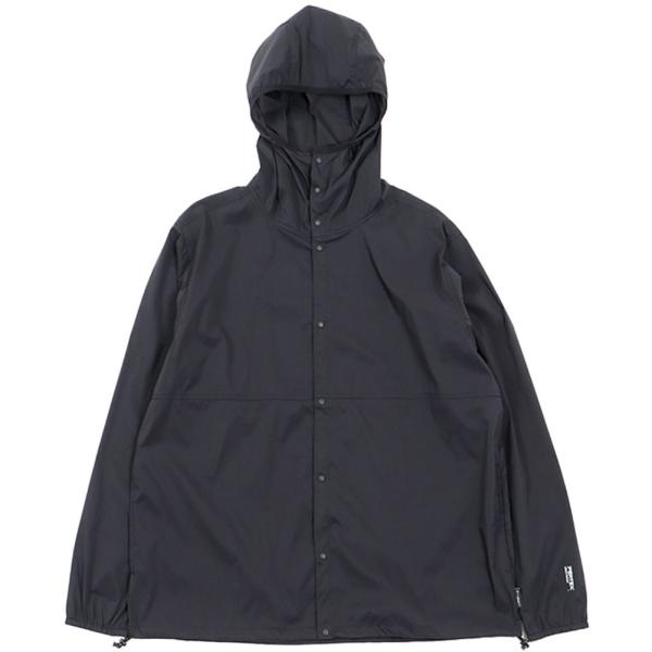 ファブリックには速乾性、撥水性、ストレッチ性に優れた高機能素材PERTEX　EQUILIBRIUM を採用。通常のナイロンの15 倍もの通気性を誇り、ダブルフェイスの裏地は肌への張り付きを防ぎます。ウィンドシェルとカーディガンを掛け合わせた...