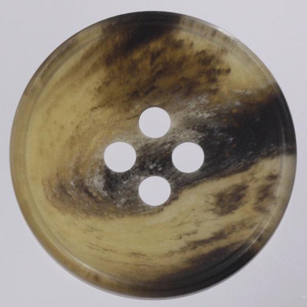 ☆水牛調プラスチックボタン☆HornFinishedPlasticButtonより水牛の柄を強調して表現した（つや消し）ボタン ブレザー コートに。 ハンドメイド（手作り、手芸、釦の付け替え）などにいかがでしょうか。サイズ 25ｍｍ入数 1...