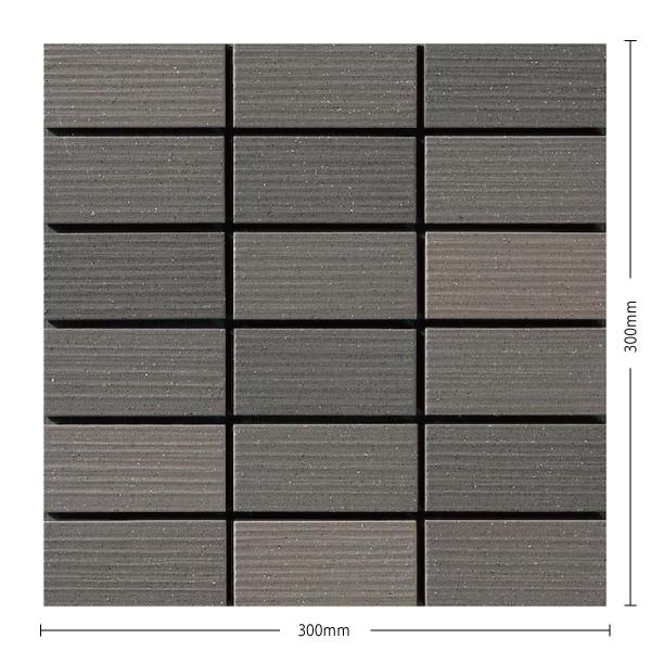 ■品番：AKR-108■目地共寸法：約300×300mm■実寸法：約95×45mm■厚さ：約7.0mm■あたり枚数：11.5シート/平米■入数：22シート/ケース■特性：耐凍害性<関連キーワード>タイル 名古屋モザイク 外装壁タ...