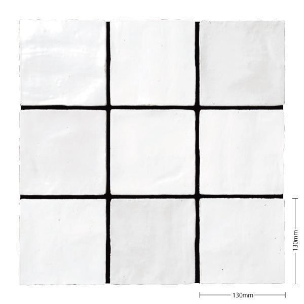 モロッコの伝統的なゼリージュ・タイルをモチーフにしています。明るい色調のベース色にボタニカル柄と六角形のバリエーションを加え、現代的な空間を提案するシリーズ。壁タイルで130mm角の大きさは、ヨーロッパでは手づくりタイルとして古くから親しま...