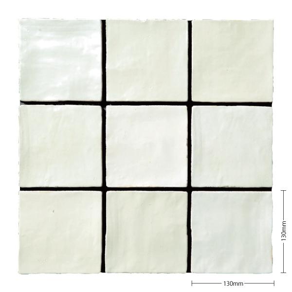 モロッコの伝統的なゼリージュ・タイルをモチーフにしています。明るい色調のベース色にボタニカル柄と六角形のバリエーションを加え、現代的な空間を提案するシリーズ。壁タイルで130mm角の大きさは、ヨーロッパでは手づくりタイルとして古くから親しま...