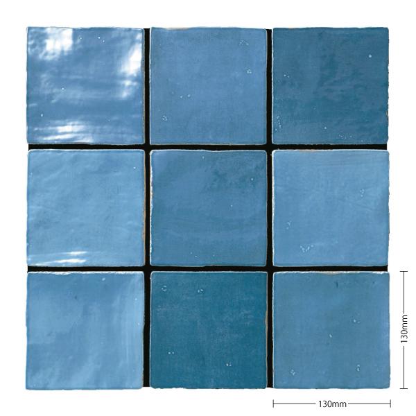 モロッコの伝統的なゼリージュ・タイルをモチーフにしています。明るい色調のベース色にボタニカル柄と六角形のバリエーションを加え、現代的な空間を提案するシリーズ。壁タイルで130mm角の大きさは、ヨーロッパでは手づくりタイルとして古くから親しま...