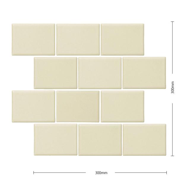 焼き物らしさを大切にした落ち着いた色に100×75mmというユニークな形状、角の丸みが特徴。日本製らしい繊細なデザインタイルです。■品番：PUR-R-2■目地共寸法：約300×300mm■実寸法：約97×72mm■厚さ：約7.0mm■あたり...