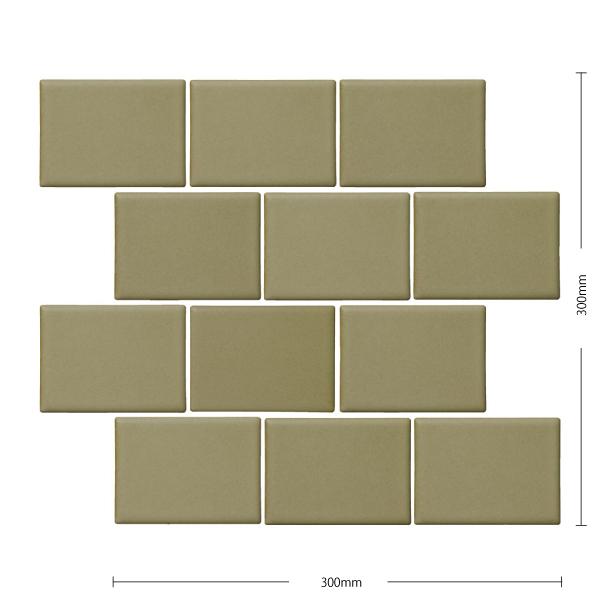 焼き物らしさを大切にした落ち着いた色に100×75mmというユニークな形状、角の丸みが特徴。日本製らしい繊細なデザインタイルです。■品番：PUR-R-7■目地共寸法：約300×300mm■実寸法：約97×72mm■厚さ：約7.0mm■あたり...