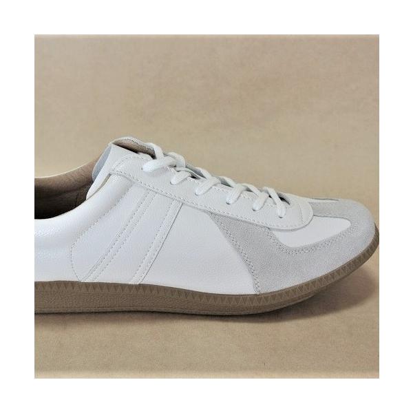 型　番 ： GT42500状　態 ： 新品箱付き素　材 ： 本革＋スエード　（アウトソールは合成ゴム）カラー ： 白（White)サイズ ： EU37≒23.5〜24cmその他 ： 梱包サイズ80　原産国中国