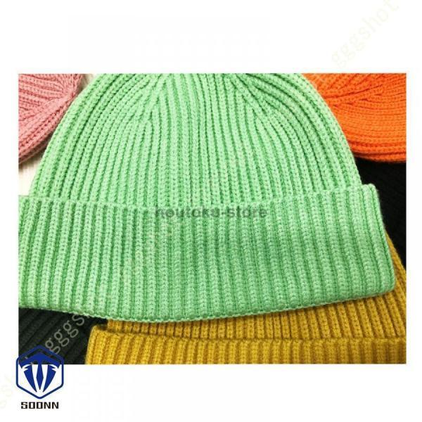 商品詳細：【サイズ】：M=頭周り約52-58cm（フリーサイズ）【素材】：アクリル【裏地】：なし?抗菌加工で清潔、臭わない頭皮は人体の中でも、特に汗や皮脂の分泌が多い場所。それは「臭いの元となる雑菌が繁殖しやすい場所」でもあります。この帽子...