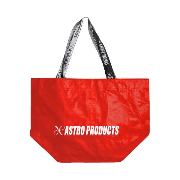 ■商品説明：ロゴ入りのショッピングバッグ。マチが広いので、購入したものをたっぷり収納可能。手提げ部分は肩掛けしやすい長さで持ち運びも楽々。■商品仕様：・本体サイズ：約W550×H300mm(マチ200mm）使用時・材質：ポリプロピレン(本体...