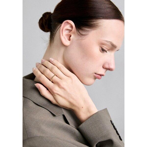 ■素材-■配送料無料！！■海外サイズにつき、洋服はワンサイズ小さめをお買い求めください。（＊シューズは除く）■商品は海外よりお取り寄せの商品となりますので、お届けまで最短10日から14日前後お時間頂いております。■各ブランド・商品・デザイン...