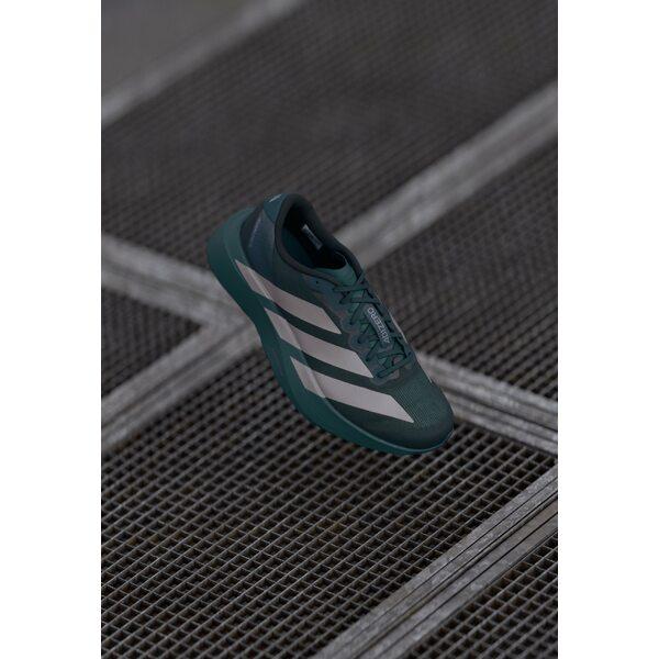 ■シューズサイズ 単位(cm)EU｜UK ｜JP(cm)40｜6｜25cm41｜7｜26cm42｜8｜27cm43｜9｜28cm44｜10｜29cmブランドやモデルによりサイズ感が前後する場合がございます。参考チャートの日本サイズと異なる場...