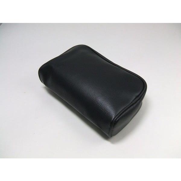 携帯型アネロイド血圧計用収納バッグ <p>【対応機種】 アネロイド血圧計　No.500　No.501　No.560　No.555カラー：　ブラック寸法　：　横17cm×縦10cm×厚さ5cm適応　：　ケンツメディコ社製　携帯アネ...