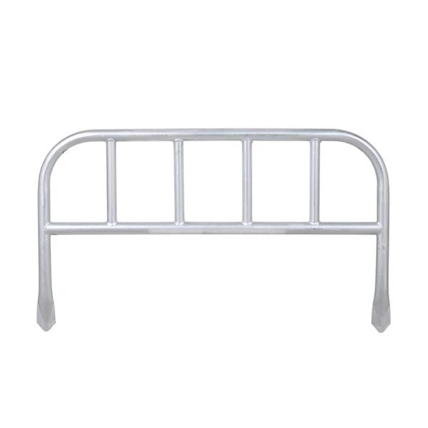 気になる外構にどっしりと佇むフェンスGALVANIZED GARDEN EDGE FENCE Lガルバナイズド ガーデン エッジ フェンス Lサイズ：W.900mm D.32mm H.520mm材質：スチール(溶融亜鉛メッキ)原産国：中国作...