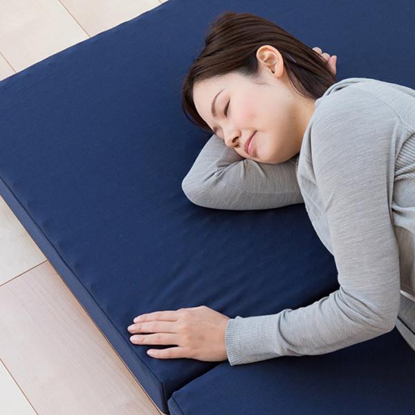 萩原 HAGiHARAマット 点で支えるマットレス シングル硬めの寝心地が好きな方へ表面凸凹(プロファイル)加工で、点になったウレタンが体圧を分散し、身体への負担が軽減。通気性・保温性にも優れています。厚み約8cmで、ベッド無し、敷布団無し...