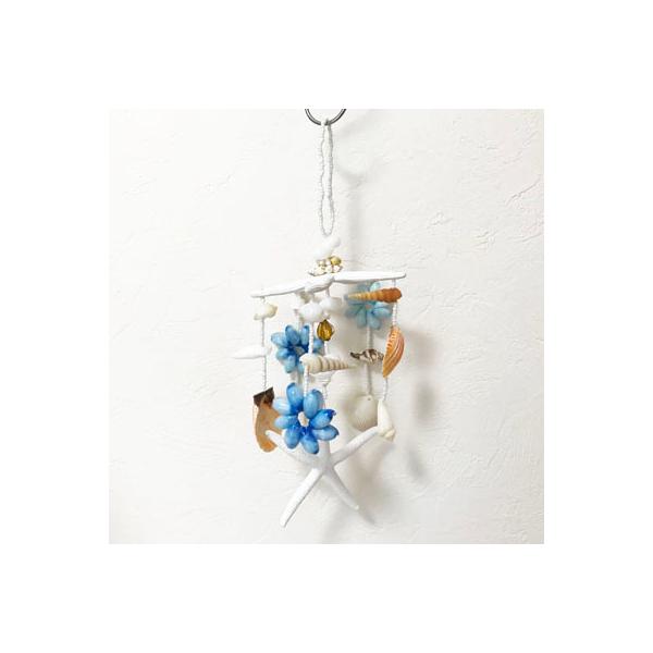 ハワイアンテイストな素材がいっぱい詰まったようなバブルシェルと巻貝のチャイム♪ナチュラルな雰囲気のハワイアン雑貨で楽しいリゾートライフを〜♪オーナメントとして窓際や玄関に飾ってリゾートライフを楽しみましょう！サイズ：全長：約30〜32cm、...