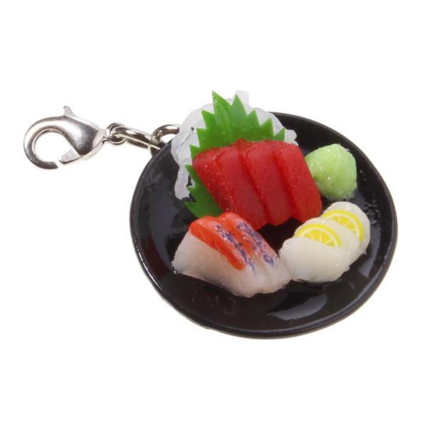 世界に誇る日本の文化、食品サンプルを製作している職人が一つ一つこだわりを込めて作ったミニチュア食品サンプルです！この3wayアクセサリー。名前の通り別売の専用パーツを付け替えることによって、カバンや財布、スマホやガラケーなどにも取り付けられ...