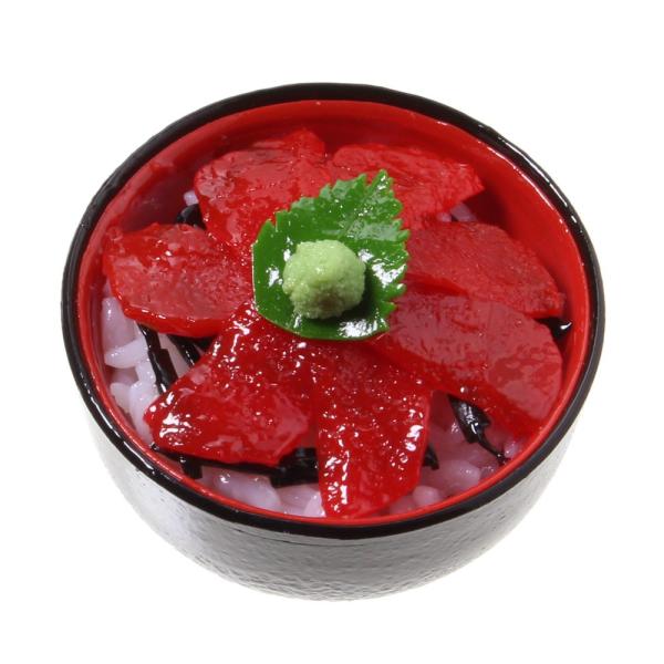 食品サンプル屋さんのマグネットは、実際に飲食店に並んでいる食品サンプル製作を手がけている職人が、ひとつひとつ手作りで作っている本格派の食品サンプルグッズです。本物を製作しているだけあって、その出来は極上！一粒一粒作られたお米、トロトロの卵、...