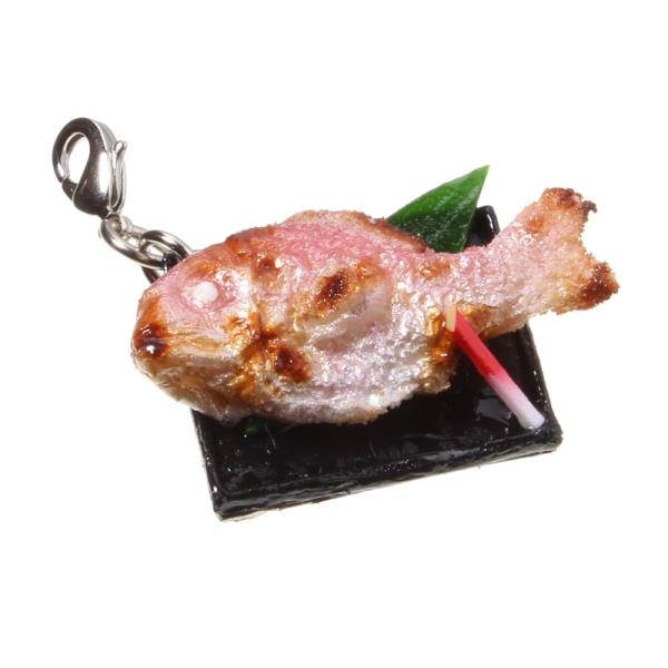 世界に誇る日本の文化、食品サンプルを製作している職人が一つ一つこだわりを込めて作ったミニチュア食品サンプルです！この3wayアクセサリー。名前の通り別売の専用パーツを付け替えることによって、カバンや財布、スマホやガラケーなどにも取り付けられ...