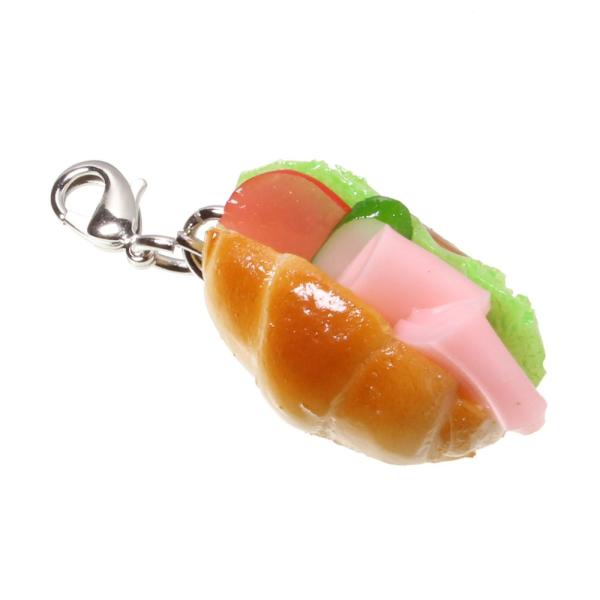 世界に誇る日本の文化、食品サンプルを製作している職人が一つ一つこだわりを込めて作ったミニチュア食品サンプルです！この3wayアクセサリー。名前の通り別売の専用パーツを付け替えることによって、カバンや財布、スマホやガラケーなどにも取り付けられ...