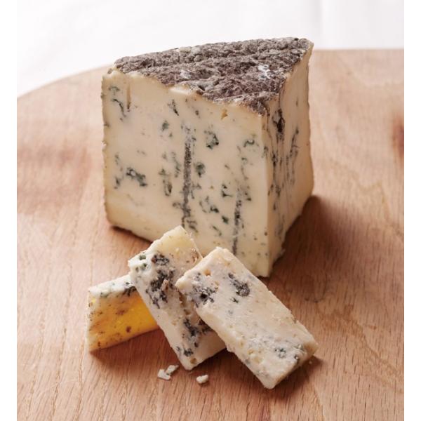 信州のチーズ工房「アトリエド・フロマージュ」の最高傑作。WORLD CHEESE AWARD 2019 SILVER 受賞ブルーチーズ JAPAN CHEESE AWARD 2016 金賞MONDIAL du FROMAGE Le Conc...