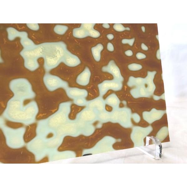 約25cm×約22cm。リングモトル。イエロー・アンバーブラウン。※写真は撮影時の一例です。色が偏ったりする場合も御座いますので、気になる場合は事前にお問い合わせ頂けましたら在庫の写真を送ることも可能です。