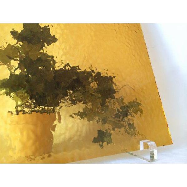 約35cm×約20cm。アンバー。古い歴史のあるアメリカのウィスマーク社のガラスです。イングリッシュマッフルは使いやすいガラスとして根強い人気があります。★イングリッシュマッフルは所謂耳の部分や、欠けの部分が入ってしまう場合が御座います。大...