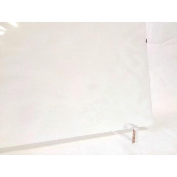 オーシャンサイドグラスタイル(OGT)社の200-91Wです。旧スペクトラムSPF200-91W。色：ホワイト。約30cm × 約18cm。フュージング用としてもお使い頂けます。膨張係数96。ガラスのサイズには若干の誤差がでます。基本的には...