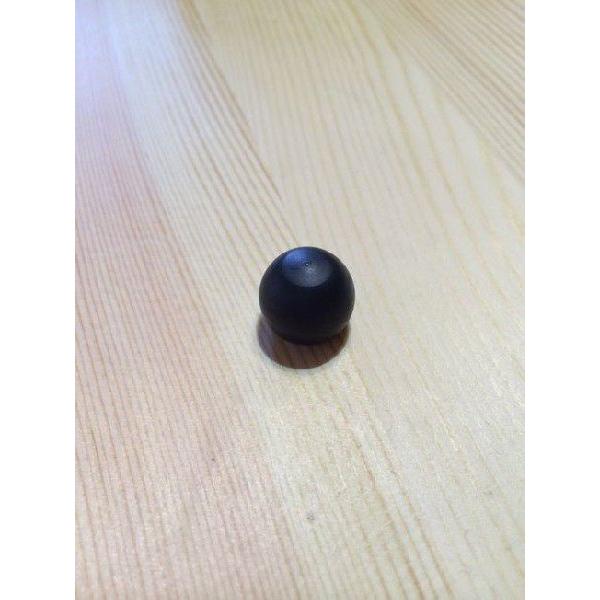 幅15mm × 高さ15mm　ブラック色仕上げ３分のニップルが丁度入るサイズのギボシです。ニップルのサイズではない部分に取り付けたい場合は、別途ブッシング（5mm or 6mm）が必要です。
