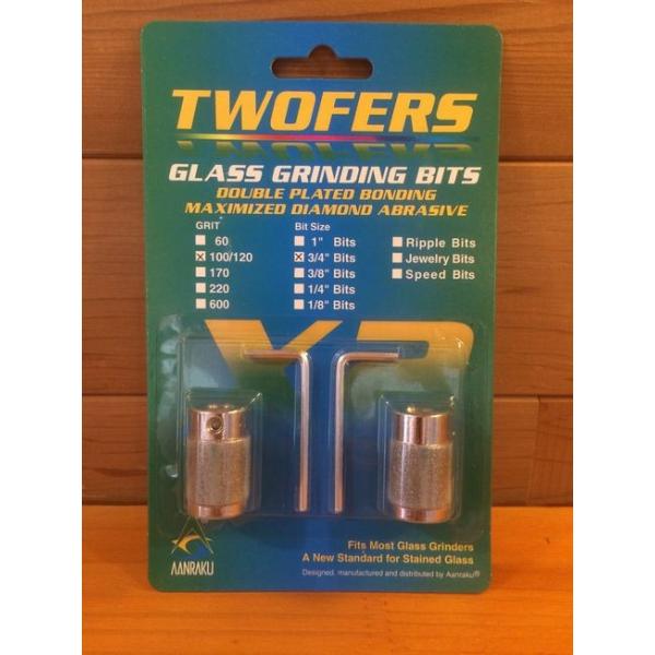 2個入りで1組になっています。φ3/4"。レギュラー（G100/120)。低価格で人気の高い安楽のビットです。グラスター社のルーターや、グリフェットなどでも使用できます。※グラスター社のG8は取り付け自体は可能ですが、刃が下がりきらない中途...