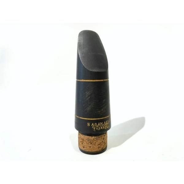 Bbクラリネット　マウスピース　ナガマツ　開き（オープニング） 1.10その他のオープニングは、別の商品ページよりご購入ください。※こちらの商品はお取り寄せとなります。お急ぎのお客様は予め納期をお問い合わせくださいませ。※3枚目は仕様です。...