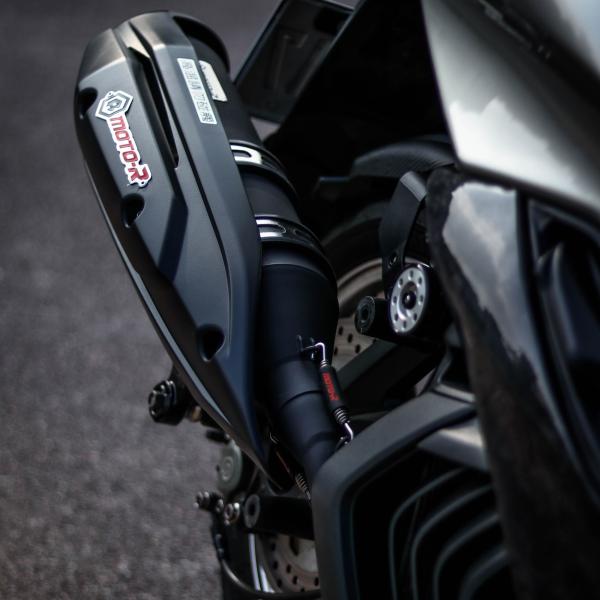 ■商品名:MOTO-R 1〜5型シグナスX CYGNUS X BWS125 BWS X BWS R M1-Sマフラー 選べるヒートガード 純正排気量向け■商品コード:TA-MTR-MUCY01■メーカー:MOTO-R■カラー・サイレンサー:...
