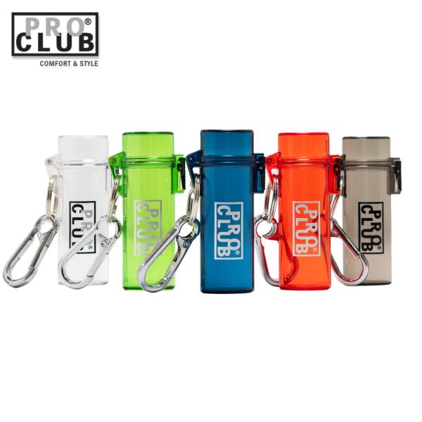 【発売日：2026年04月14日】金属製スプリング式カラビナのクリップ付き！防水プラスチックのPROCLUBライターケース！・サイズ縦 約8.5cm / 横 約3cm / マチ 約1.5cmプラスチック / ステンレス