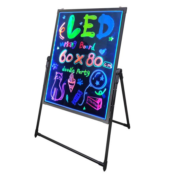 商品情報カラー：ブラックサイズ：約60cm×約80cm付属品：コントローラー、マーカー（8色）、接続用USB、電池パッケージ、ACアダプタ※マーカーカラー：ピンク、レッド、ホワイト、グリーン、ライトブルー、パープル、イエロー、オレンジ