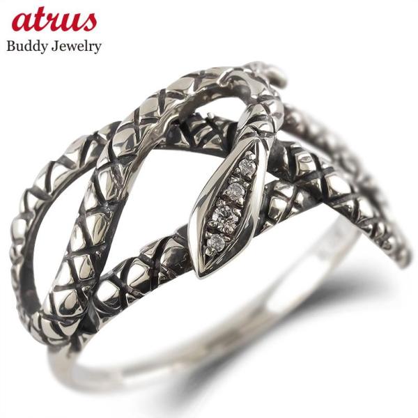 商品コード:241106200se ・ひとつひとつ丁寧に手作り加工させて頂くため、発送は3週間ほどです。(仕上がり次第発送)頭頂に輝くダイヤモンドが気高く美しい蛇リングシルバーにイブシ仕上げで彫面のイブシが蛇を立体的・造形的に見せているデザ...