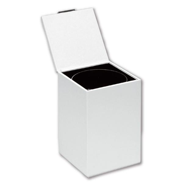 客室のバス・トイレタリーのサニタリーBOXです。清潔感のある白生地の合皮製。[サイズ]W120×D120×H190mm　[色]白[素材]合皮※PP製(1mm)厚のインナーボックス付き。