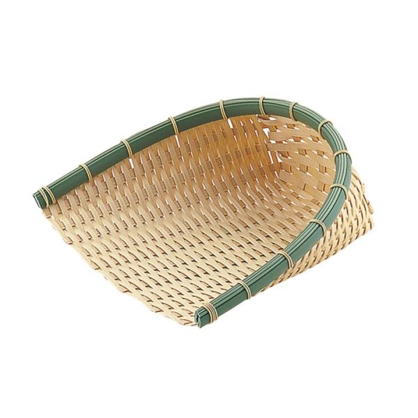 [サイズ]300x300xH120mm[素材]ポリプロピレン※水洗い可能※食器洗浄機対応(耐熱温度:120℃)※食器洗浄機使用の洗浄後、余熱で渕が開く事がありますが、冷めると元に戻ります。※120℃以上の高温に熱した場合、本外が溶解・変形し...