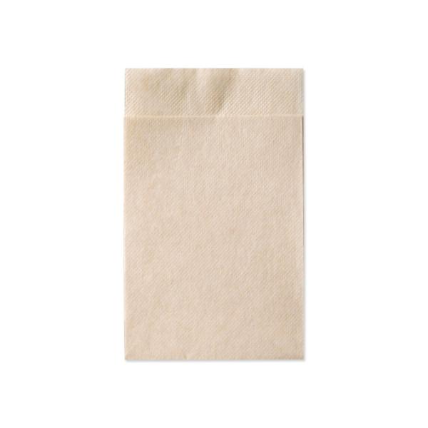 オシャレな雰囲気の未晒紙ナフキンをオリジナルのデザインで演出。6ツ折りと4ツ折りの2タイプをご用意いたしました。[サイズ]製品サイズ:約83×135mm展開サイズ:約250x250mm[入数]10000枚[内装]100枚×100袋