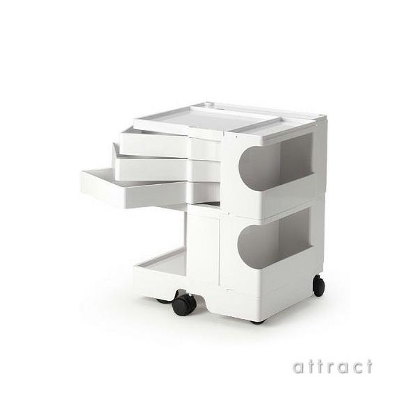 サイズ：W43×H52.5×D42cmカラー：ホワイト素材：【本体】ABS樹脂、【キャスター】ポリプロピレン重量：8kg天板部耐荷重：50kgトレイ：3個（深さ4cm）製造：イタリアデザイナー：Joe Colombo（ジョエ・コロンボ）ブラ...