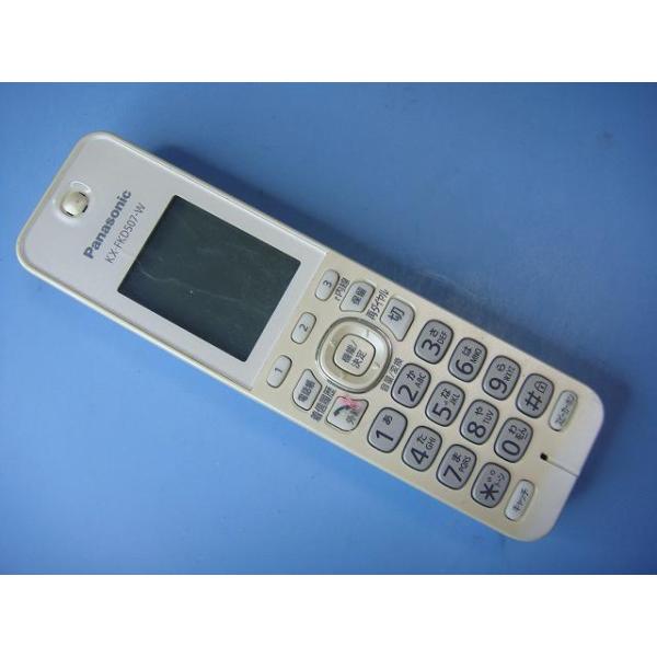 メーカー：Panasonic型番：　KX-FKD507-W付属品：本体（写真内の物ですべてになります）【商品の状態】使用感、スレキズ、日焼け等あります。
