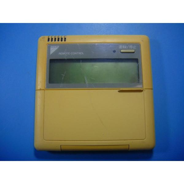 メーカー：ダイキン型番：BRC1A2付属品：本体（写真内の物ですべてになります）【商品の状態】使用感、スレキズ、日焼け等あります。裏フタありません