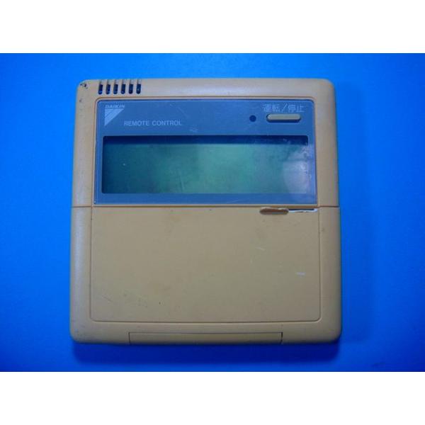 メーカー：ダイキン型番：BRC1A2付属品：本体（写真内の物ですべてになります）【商品の状態】使用感、スレキズ、日焼け等あります。裏フタありません