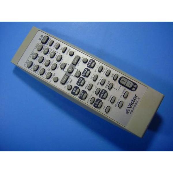 メーカー：ビクター型番：RM-SUXW50-S付属品：本体（写真内の物ですべてになります）【商品の状態】使用感、スレキズ、日焼け、汚れ等あります。全ボタン赤外線による動作確認OKでした。不具合がある場合は下記に記載致します。不具合：なし